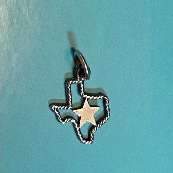 James Avery | Jewelry | Retired James Avery Texas Star Rope Charm ...